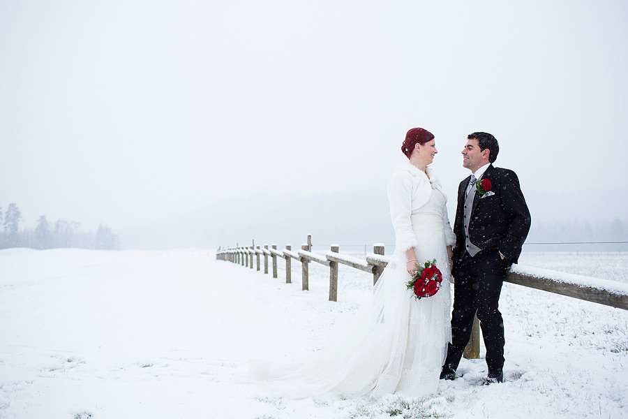 Poroka Nine in Alberta - Evergreen smlednik - Popotniški blog ...