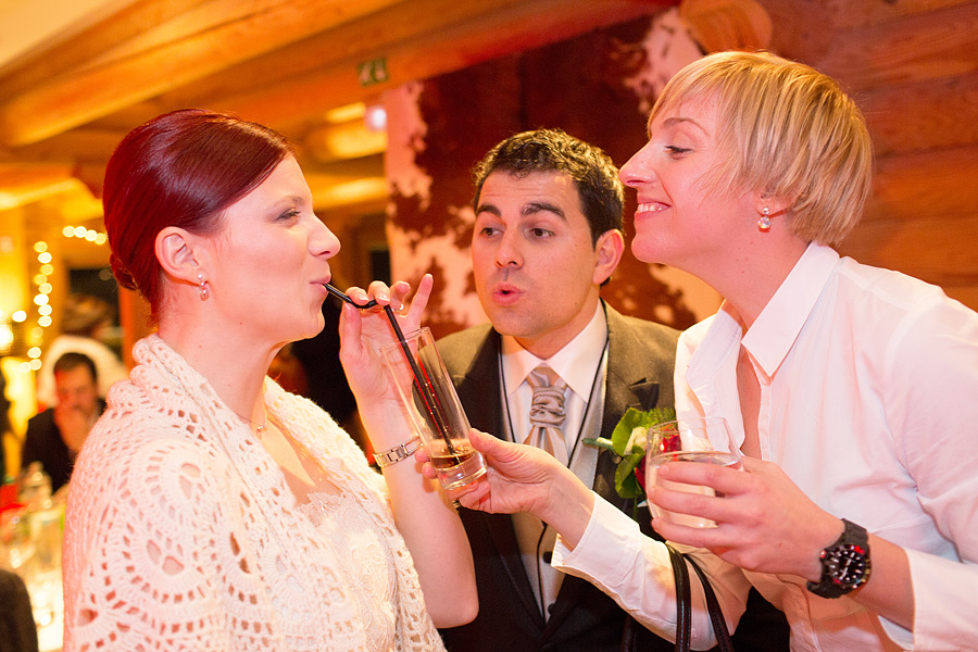 Poroka Nine in Alberta - Evergreen smlednik - Popotniški blog ...