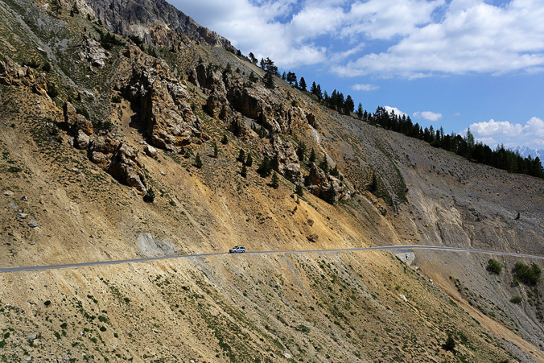 Uživancija na prelazu Col d'Izoard, francoske Alpe - Popotniški blog ...