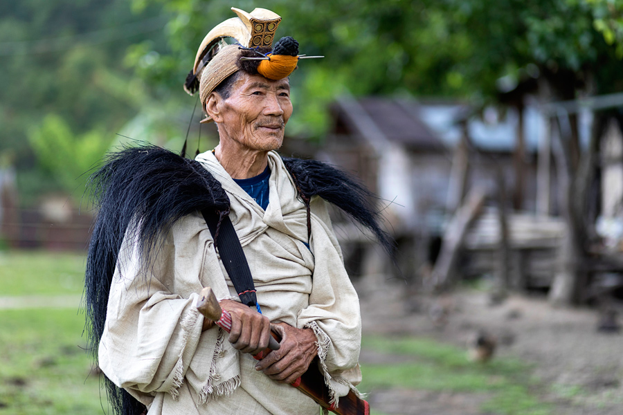 Med pripadniki etnične skupine Nyishi, Arunachal Pradesh, Indija ...